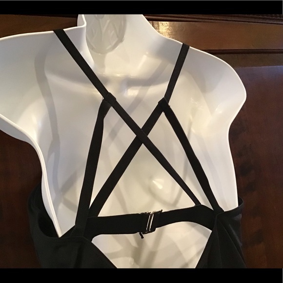 Fabletics | Tops | Fabletics Black Tankcami Euc Nice Strapsback | Poshmark